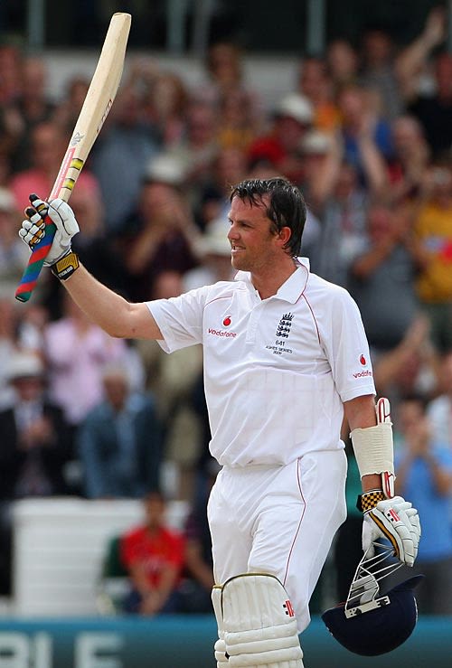 Graeme Swann reaches his fifty | ESPNcricinfo.com