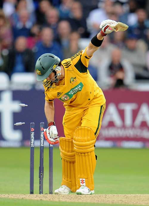 Callum Ferguson is bowled by James Anderson | ESPNcricinfo.com