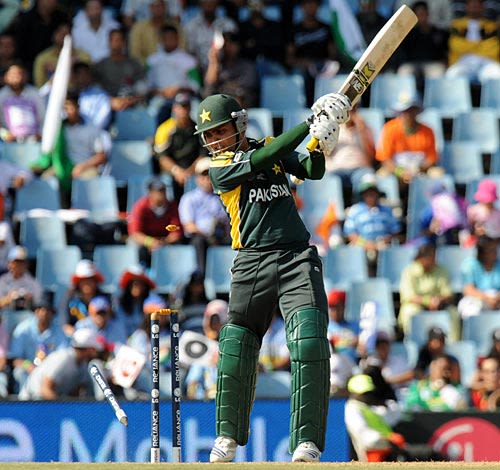 Kamran Akmal drags one on to his stumps | ESPNcricinfo.com