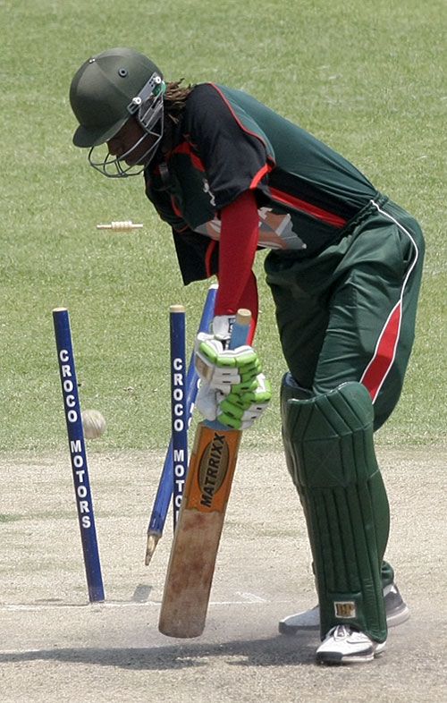 ZIM vs KENYA Cricket Scorecard, 3rd ODI at Harare, October 15, 2009