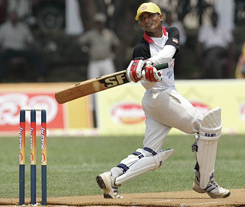 Hashan Perera goes on the attack | ESPNcricinfo.com