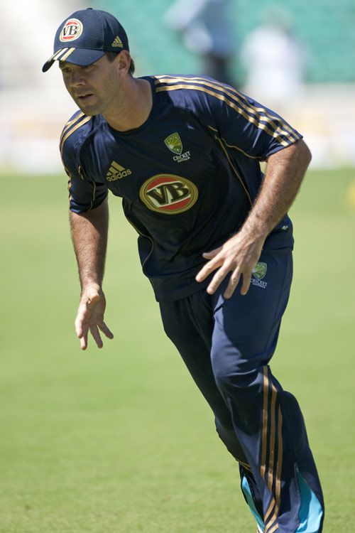 Ricky Ponting at a fielding drill | ESPNcricinfo.com