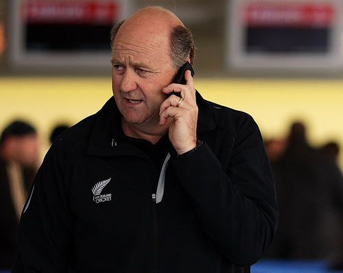 Mark Greatbatch at Auckland airport | ESPNcricinfo.com