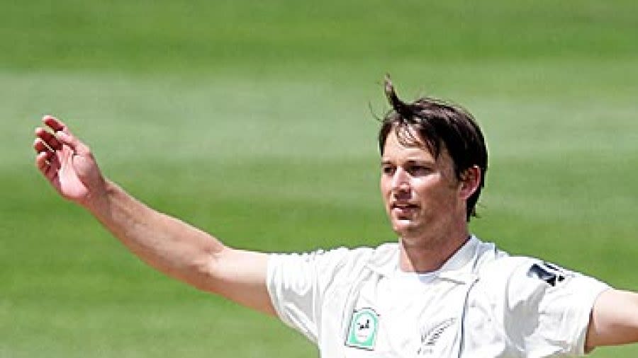 Shane Bond quits Test cricket | ESPNcricinfo