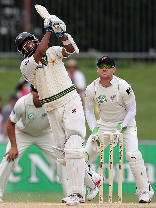 Mohammad Yousuf goes wide of mid-on | ESPNcricinfo.com