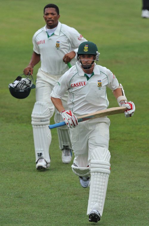 Ordinary Ntini falls into the spotlight | ESPNcricinfo