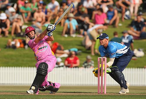 BJ Watling made 73 out of Northern Districts' 164 | ESPNcricinfo.com