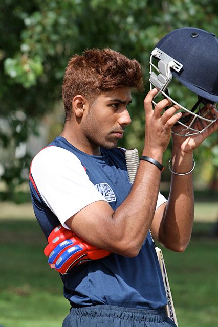 Harmeet Singh prepares to bat in the nets | ESPNcricinfo.com
