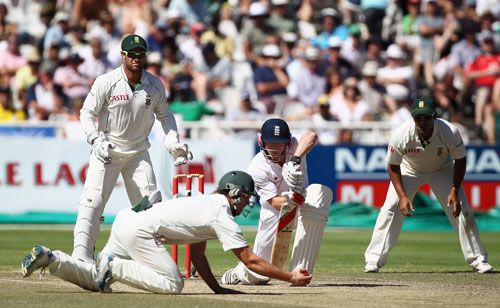 Paul Collingwood demonstrates an unbreachable defence | ESPNcricinfo.com