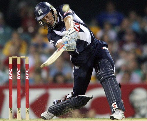 David Hussey's powerful 60 was too much for Queensland | ESPNcricinfo.com