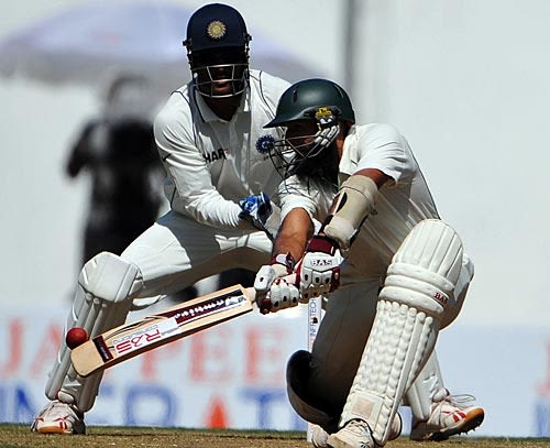 Hashim Amla plays the reverse sweep | ESPNcricinfo.com