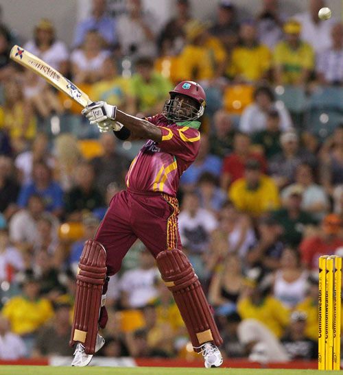Narsingh Deonarine slashes the ball over point | ESPNcricinfo.com