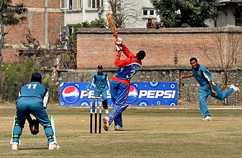 Timroy Allen goes on the attack | ESPNcricinfo.com