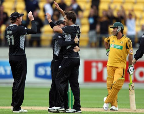 Shane Bond celebrates and Ricky Ponting can't believe it after being ...