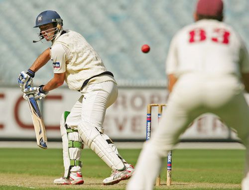 Rob Quiney edges Chris Swan to Chris Hartley | ESPNcricinfo.com