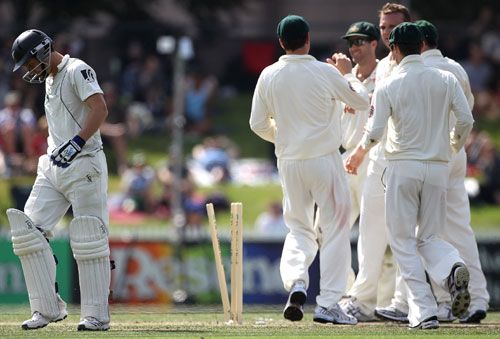 BJ Watling departs after playing on to Doug Bollinger | ESPNcricinfo.com