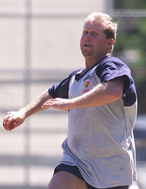 The Victoria fast bowler, David Saker | ESPNcricinfo.com