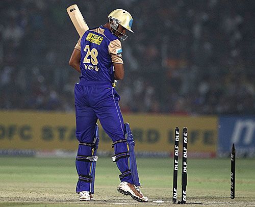 Yusuf Pathan loses his off stump to Dale Steyn | ESPNcricinfo.com