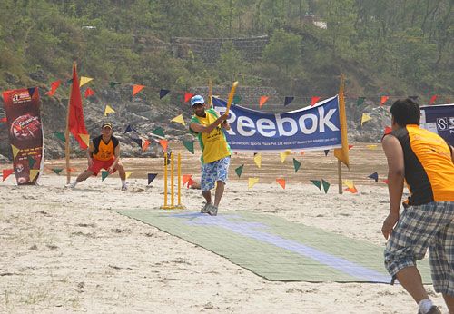 Beach cricket, Nepal style | ESPNcricinfo.com