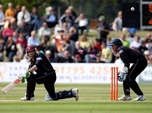 James Hildreth hit 13 boundaries during his unbeaten 77 | ESPNcricinfo.com