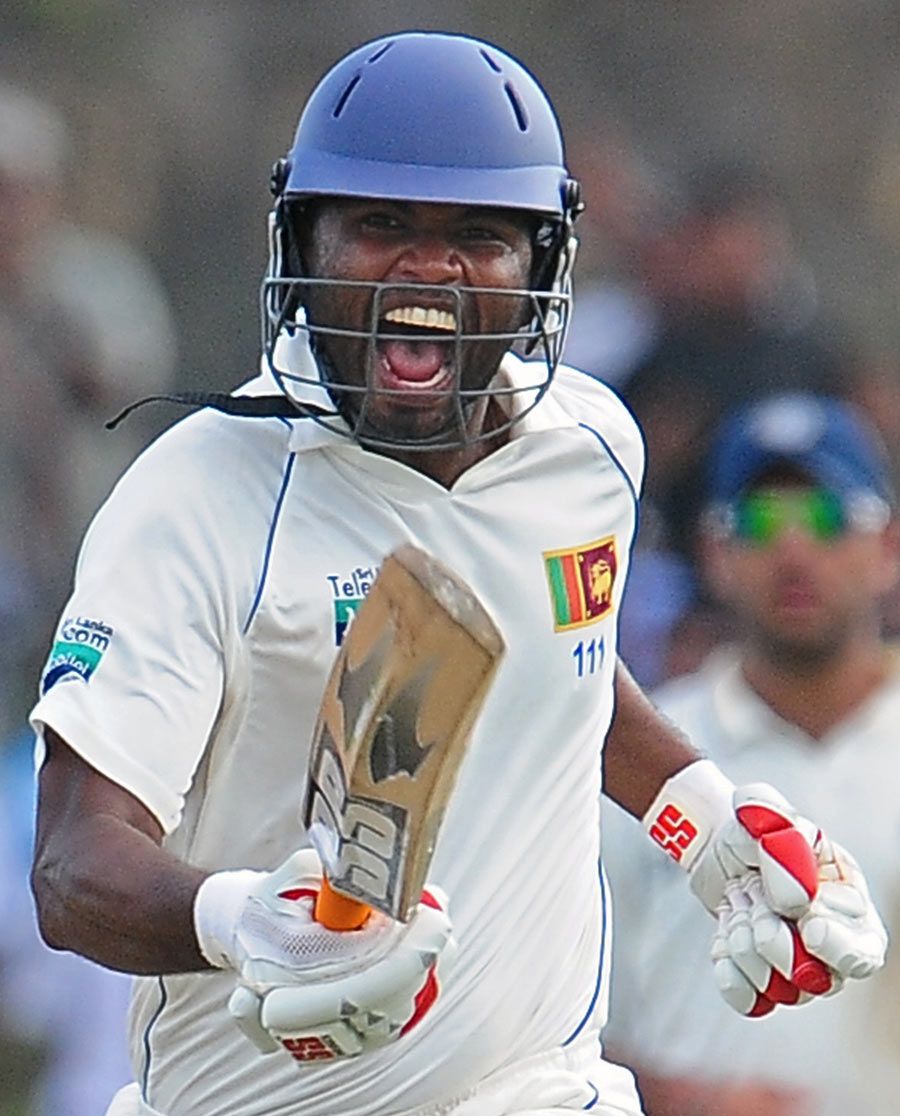 An ecstatic Tharanga Paranavitana savours his first Test century ...