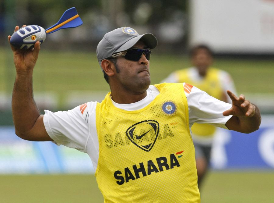 MS Dhoni at a practice session in Colombo | ESPNcricinfo.com
