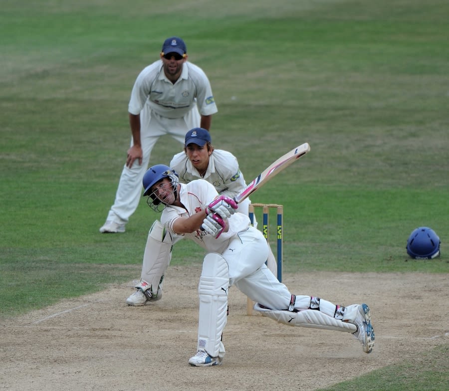 Gareth Cross reached his hundred late on the fourth afternoon as the ...