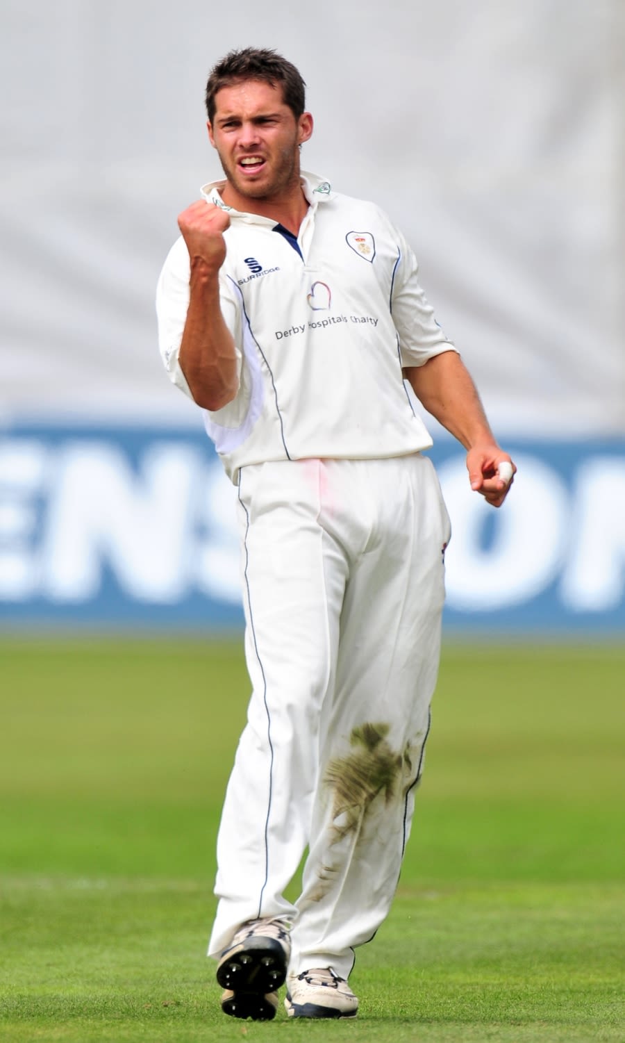 Greg Smith celebrates removing David Murphy first ball | ESPNcricinfo.com