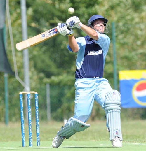 Gary Savage attempts an awkward shot | ESPNcricinfo.com