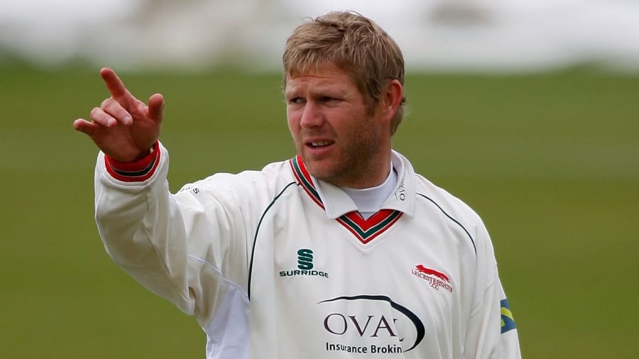 Alex Bowden: The week on Twitter | ESPNcricinfo