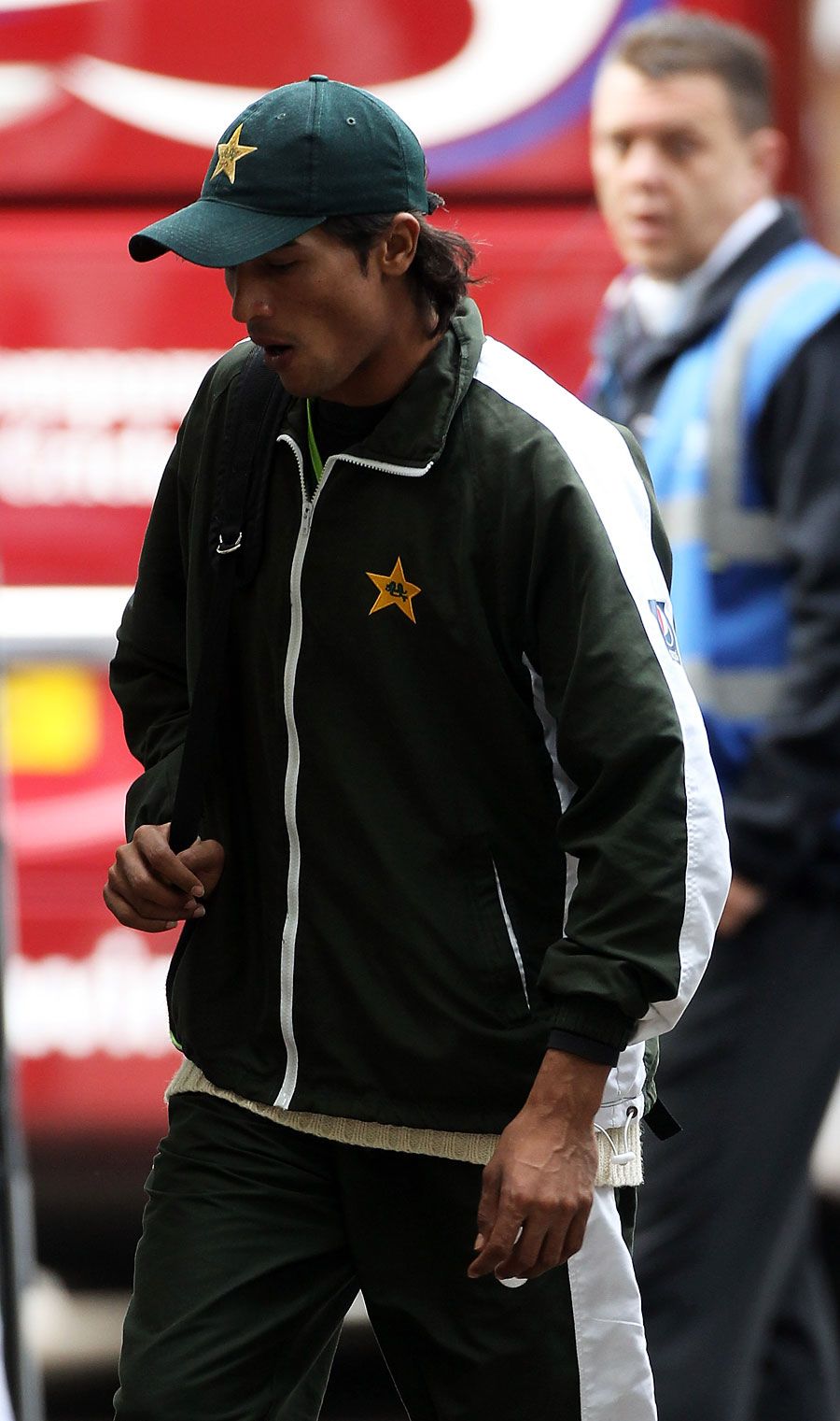 Spot-fixing controversy: Mazhar Majeed known to Pakistan players ...