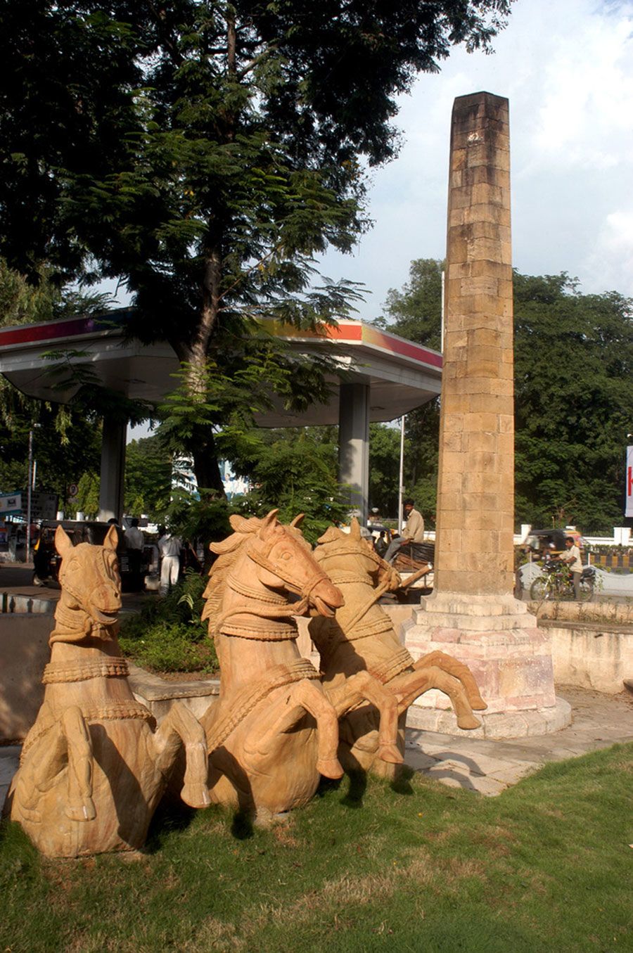 The Zero Mile pillar depicts the geographical centre of India ...