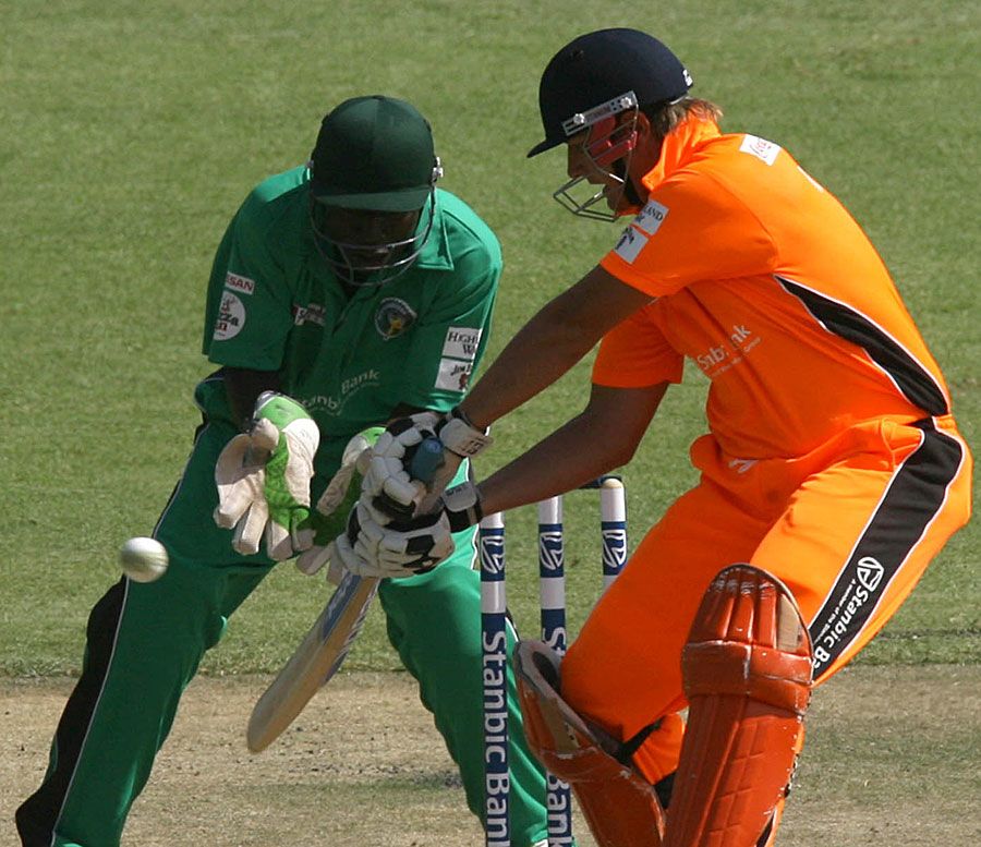 Stanbic Bank 20 Series 2010/11, EAGLE vs MOUNT Match Report, November ...