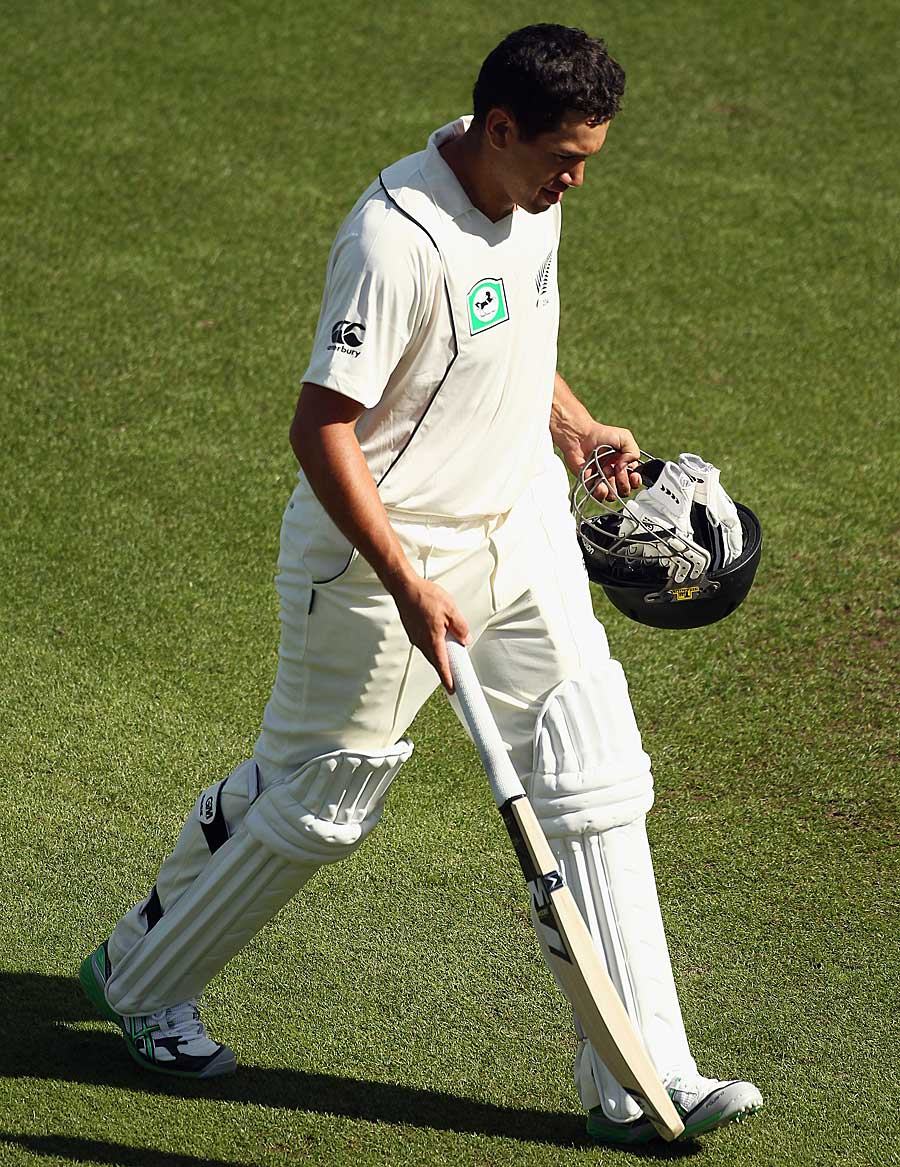 Plays of the Day: A collapse hard to match, and Martin's milestone ...