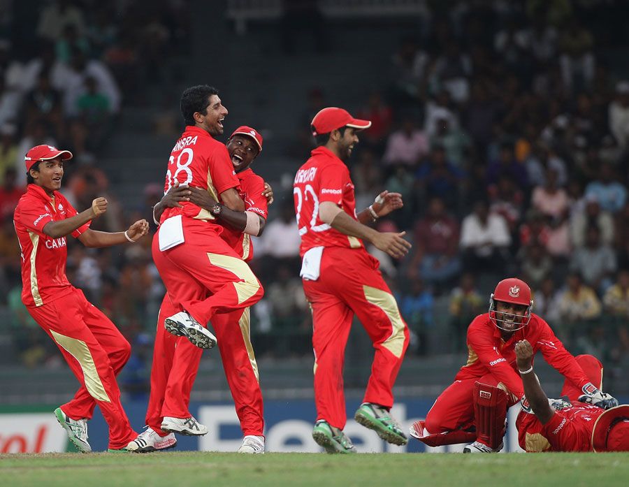 Canada celebrate after Jimmy Hansra knocks over Wahab Riaz ...