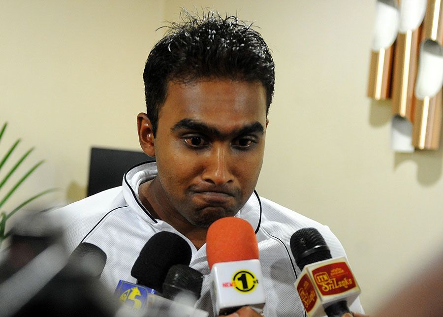 Mahela Jayawardene speaks to reporters upon his team's arrival in Sri ... Mahela Jayawardene speaks to reporters upon his team's arrival in Sri ...