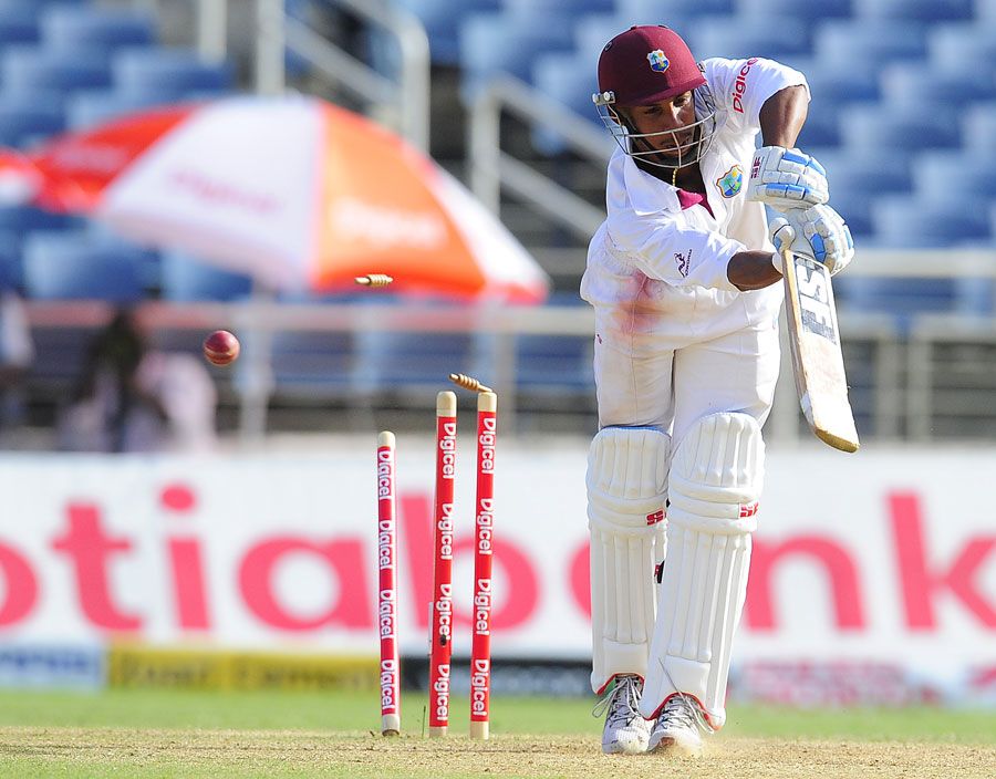Lendl Simmons is bowled by Ishant Sharma for 27 | ESPNcricinfo.com