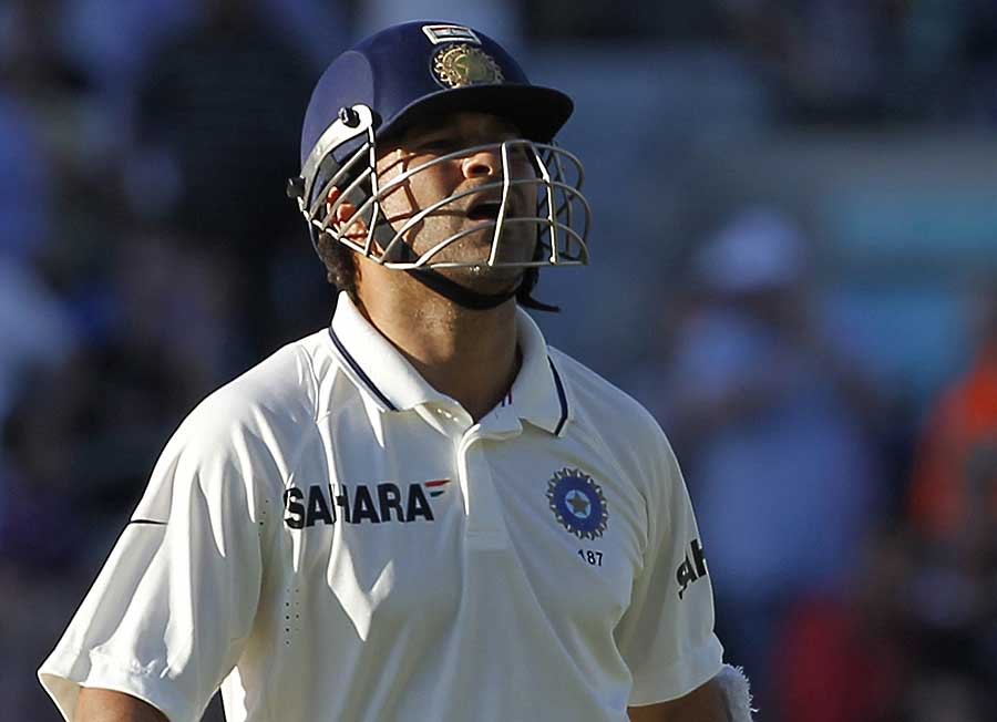 Sachin Tendulkar walks back after gloving a catch | ESPNcricinfo.com