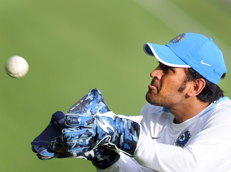 MS Dhoni hones his keeping skills | ESPNcricinfo.com