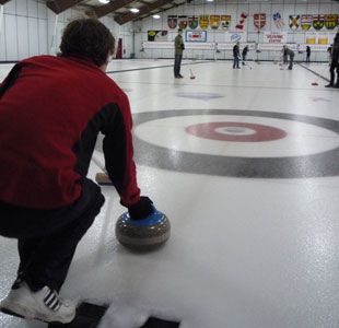 Liam Herringshaw: A cricketer tries his hand at curling | ESPNcricinfo