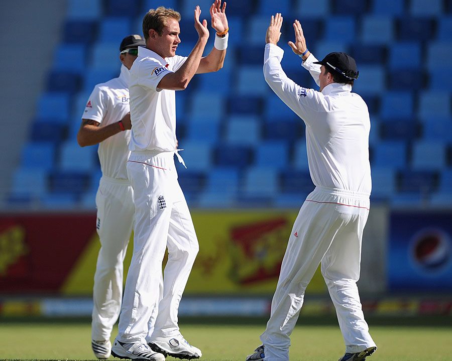 Pakistan surge to big victory | ESPNcricinfo.com