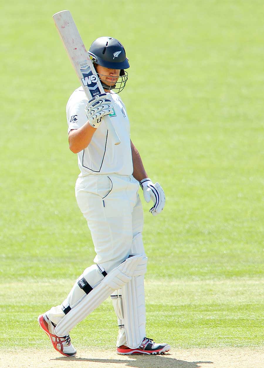 New Zealand v Zimbabwe, 1st Test, Napier: New Zealand 'just ahead ...