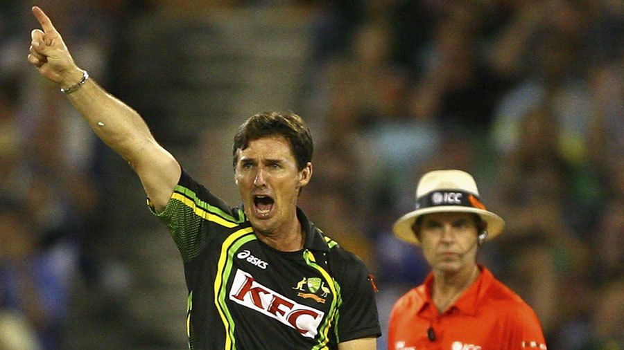 Glenn Maxwell and Brad Hogg in Australia's World Twenty20 squad ...