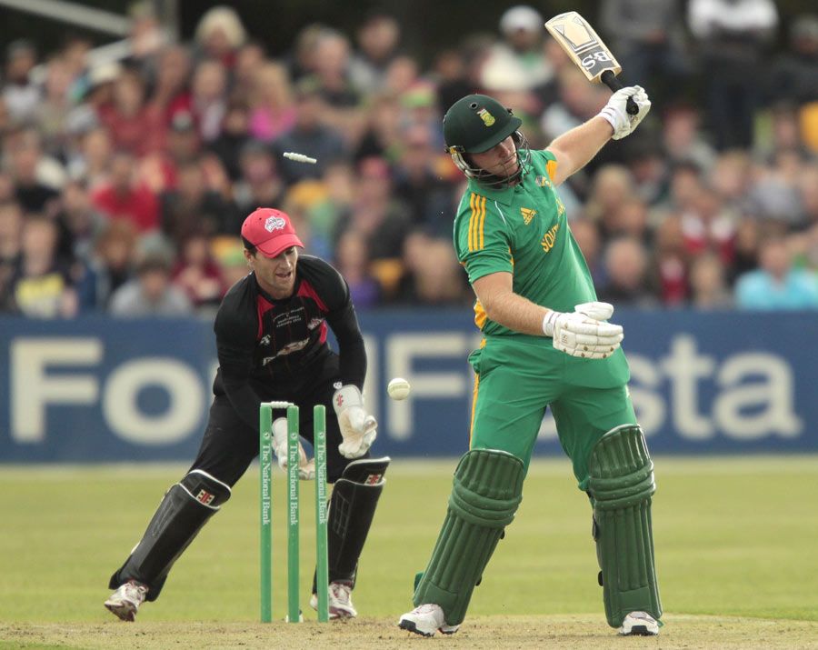 Richard Levi is bowled for a 32-ball 63 | ESPNcricinfo.com