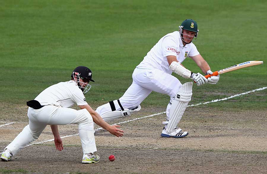 Graeme Smith works one through the leg side | ESPNcricinfo.com
