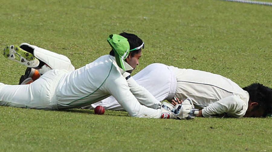 Saqlain Sajib out for ten days after on-field collision | ESPNcricinfo