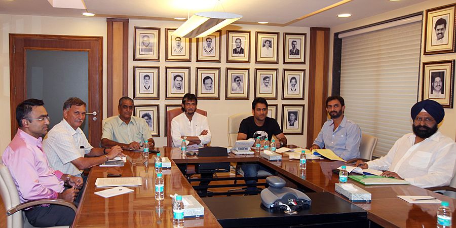 Saba Karim, Roger Binny, Sanjay Jagdale, Sandeep Patil, MS Dhoni ...