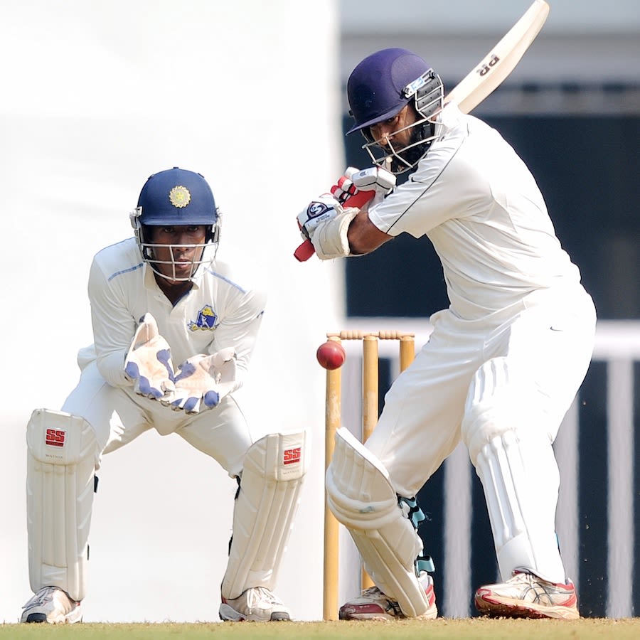 Wasim Jaffer prepares to play a cut | ESPNcricinfo.com