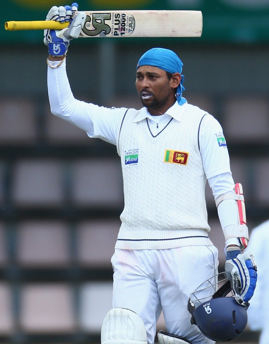 Tillakaratne Dilshan celebrates his hundred | ESPNcricinfo.com