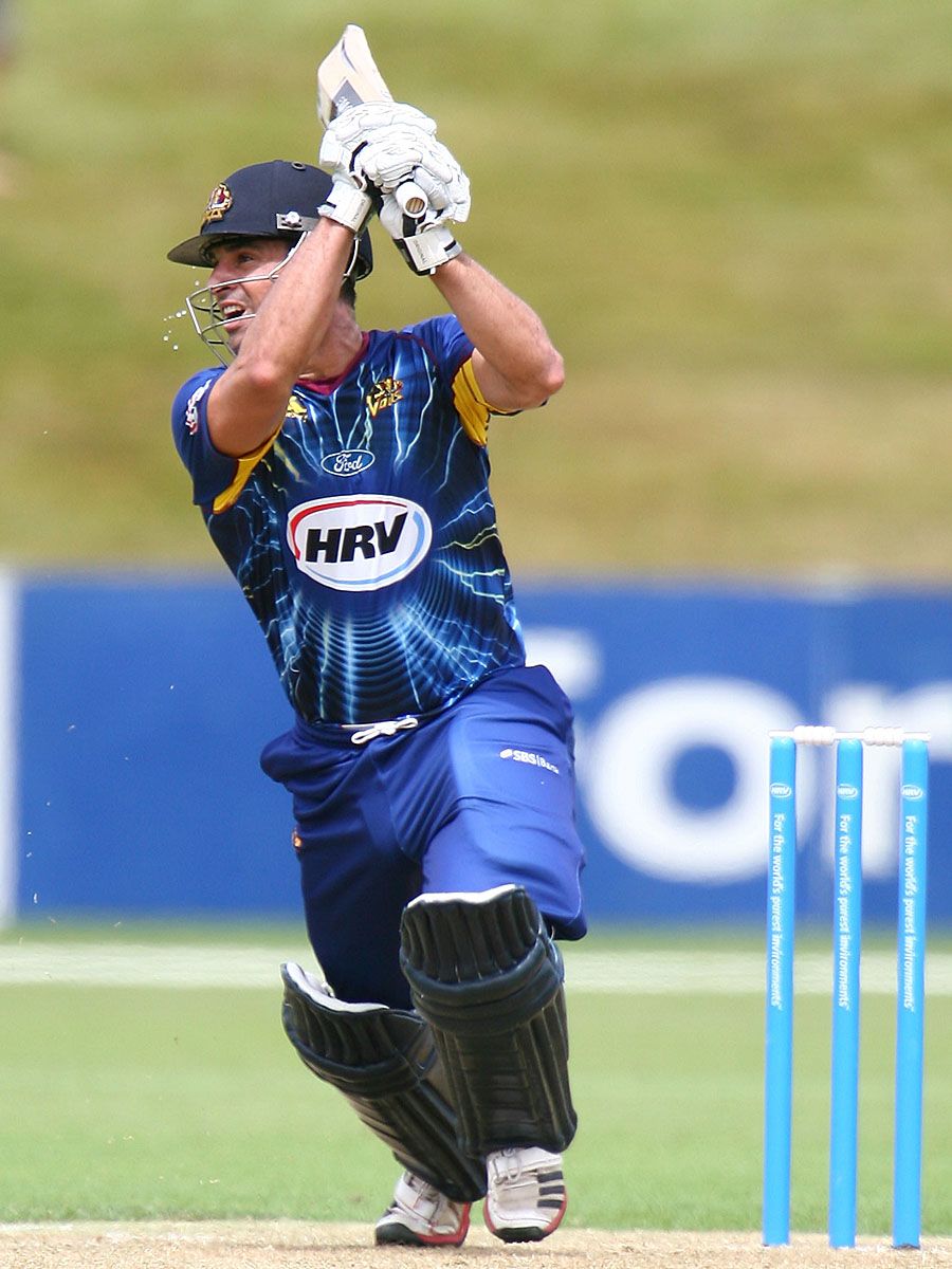 Ryan ten Doeschate top-scored for Otago with 61 off 37 deliveries ...